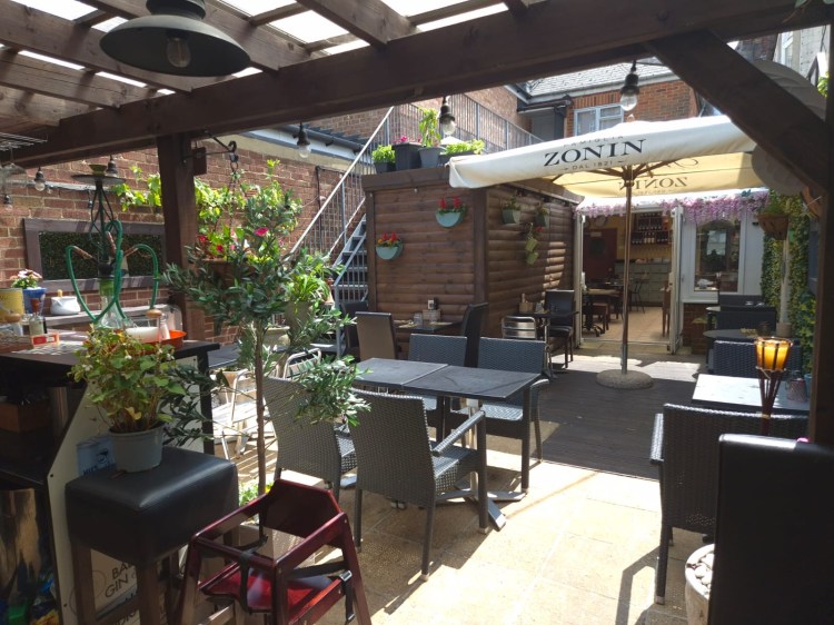 Max's Brasserie – Italian Restaurant